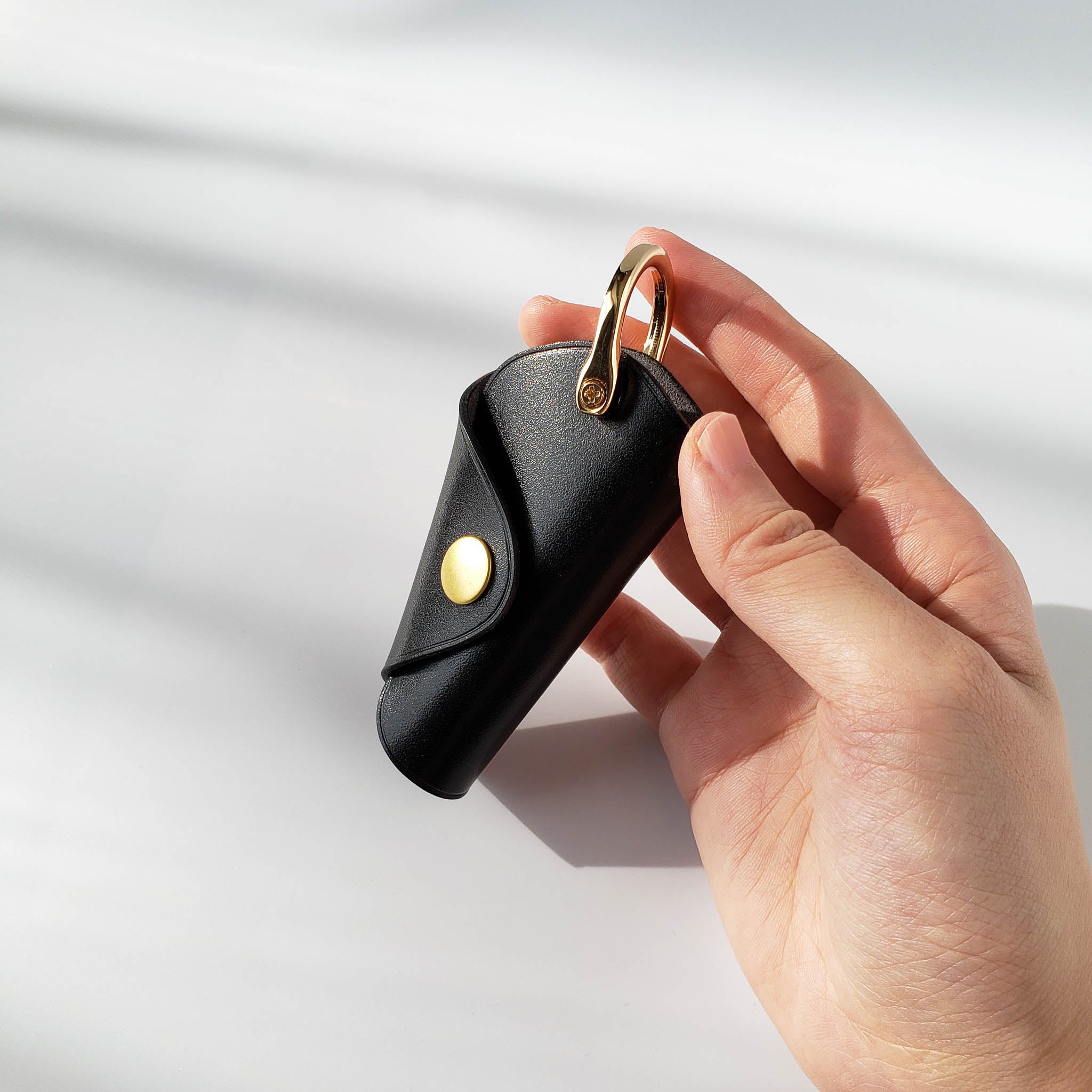 Mini-Mango Key Organizer | Handmade Leather Key Case– Sereniikey